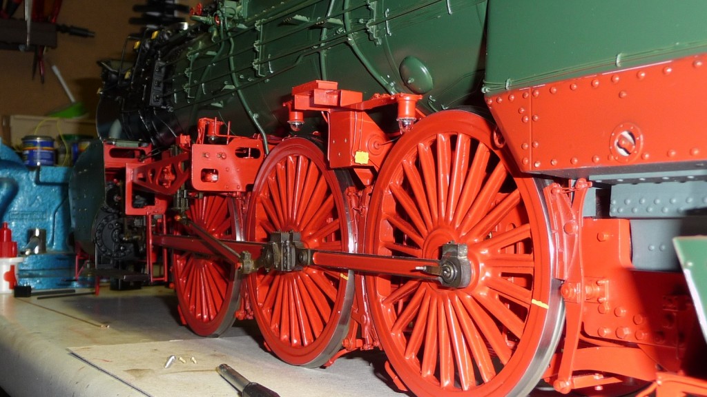 DR 18 201 » im Modell und Original